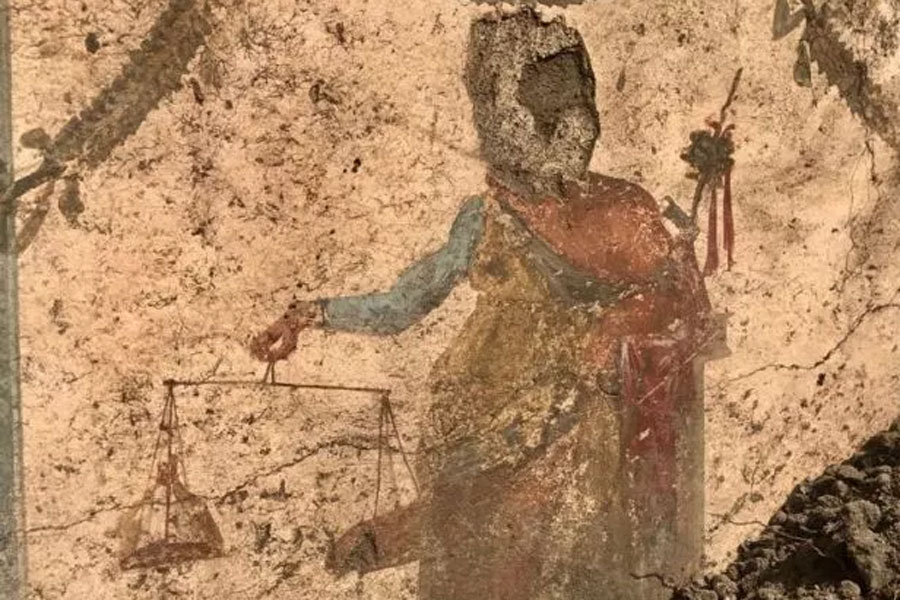 Excavaciones en Pompeya revelan un extraordinario fresco del dios ...